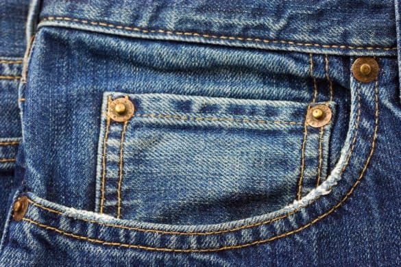 The 3 Best Threads For Jeans Hem - The Creative Folk