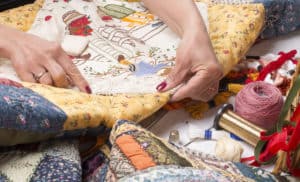 The Best Invisible Thread For Quilting - The Creative Folk