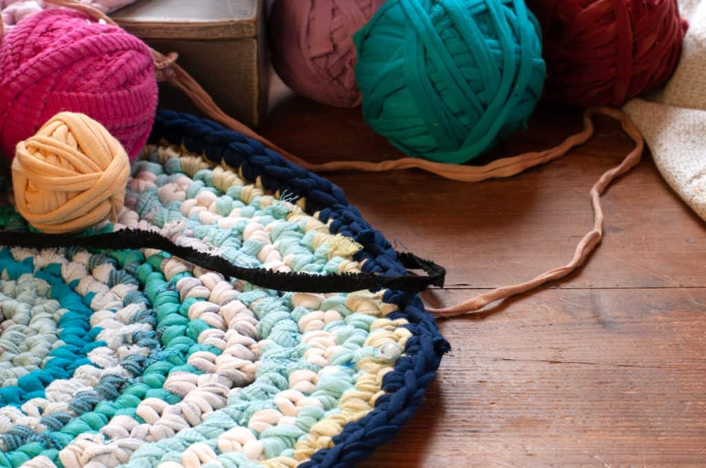 How To Make Rag Rug Yarn - The Creative Folk