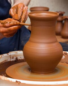 Stoneware Vs Earthenware – What’s the Difference? - The Creative Folk