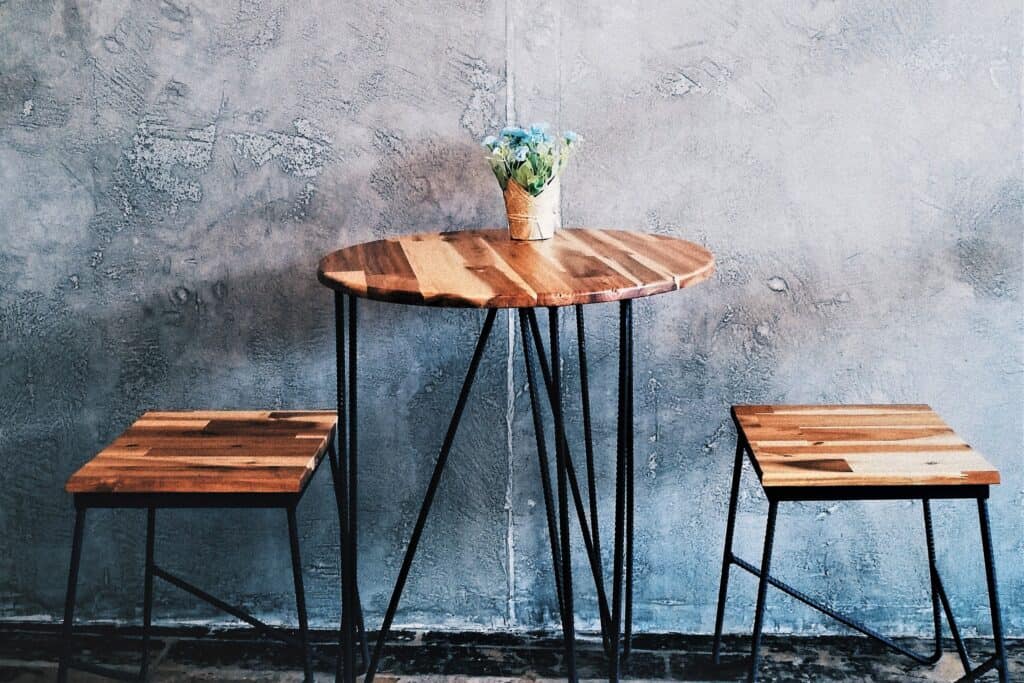 Best Wood For Table Tops – Ultimate Guide - The Creative Folk