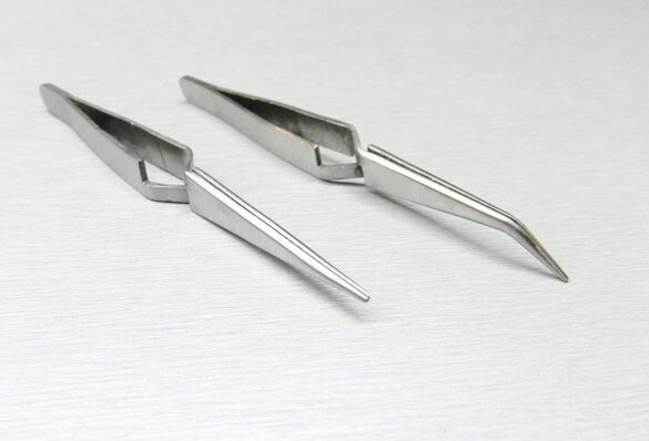 5 Best Tweezers For Crafts - The Creative Folk