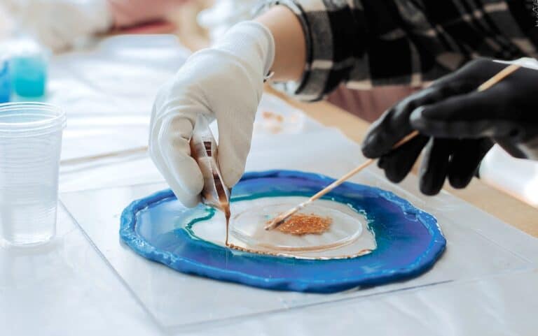 The Best Craft Resin Kits - The Creative Folk