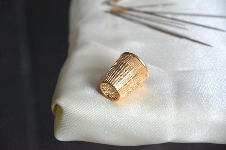 Thimble Sizing – How To Choose The Right Size - The Creative Folk