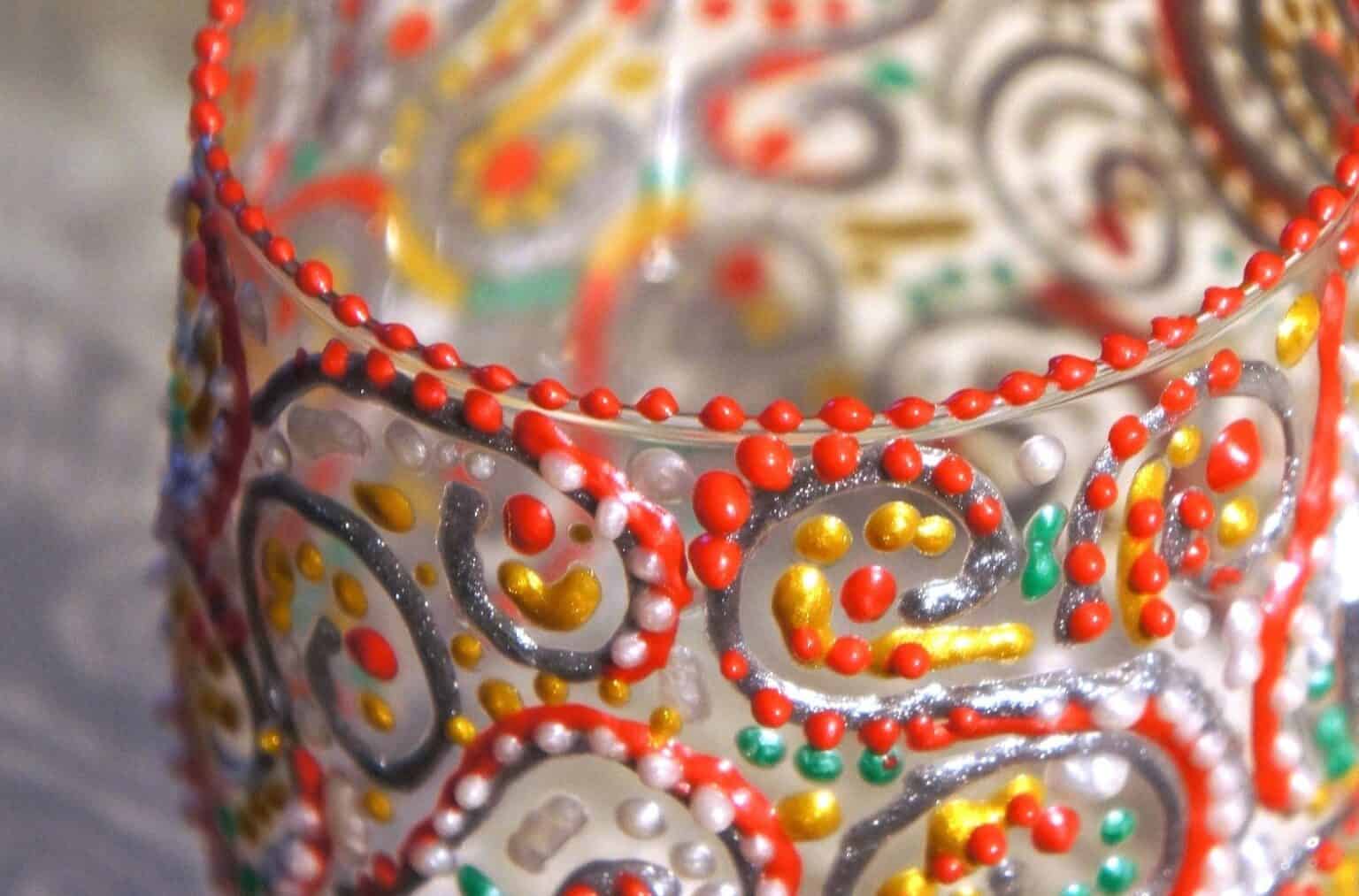 Painting Glasses With Acrylic Paint - Complete Guide - The Creative Folk