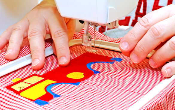 7 Best Cheap Embroidery Machines - The Creative Folk