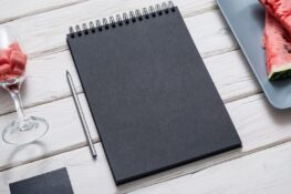 Bulky Vs Chunky Yarn - What's The Difference? - The Creative Folk