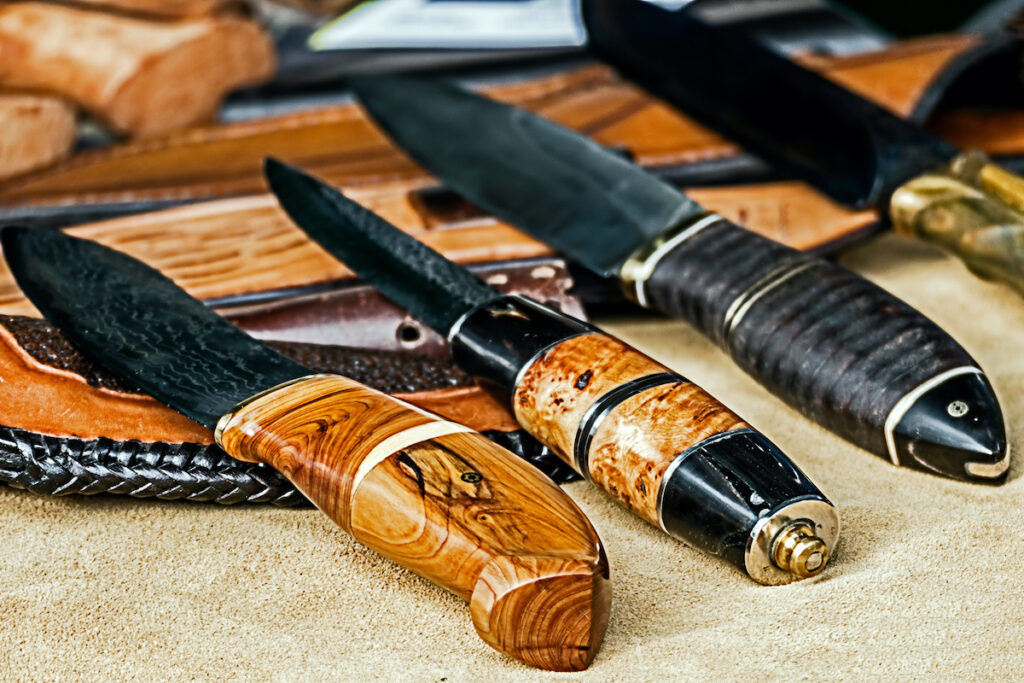 7 Best Epoxy For Knife Handles - The Creative Folk